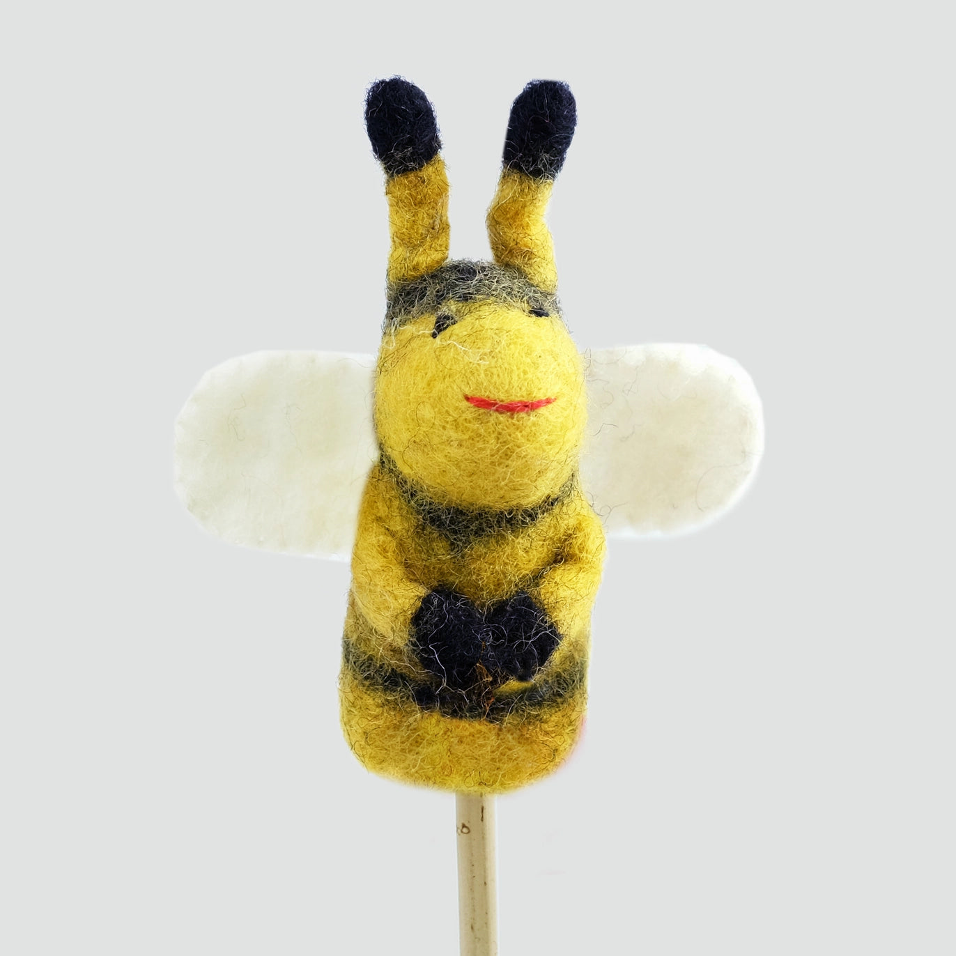 Felt Finger Puppet || Bee – Lyon and Pearle